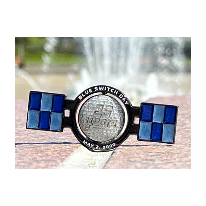 2025 Blue Switch Spinner Geocoin – Landsharkz